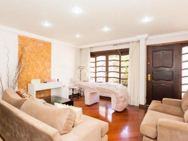 Casa à venda no Atuba