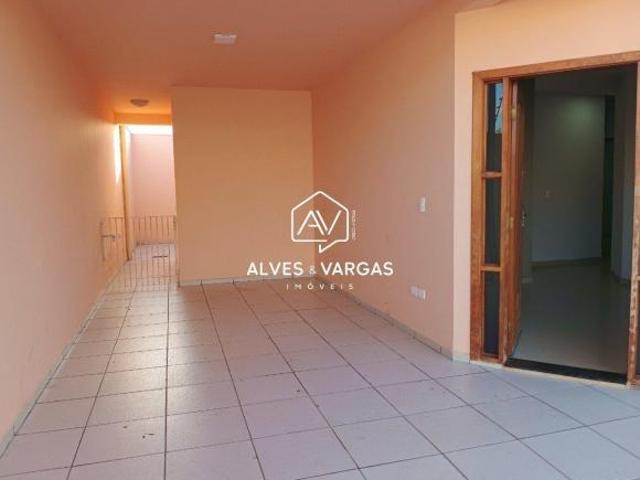 Casa à venda no Atuba
