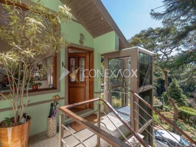 Casa à venda no Atibaia Clube da Montanha