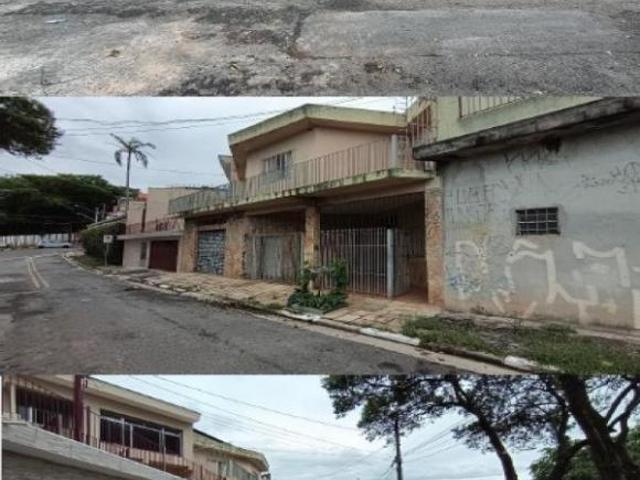 Casa à venda no Ayrosa com 4 quartos