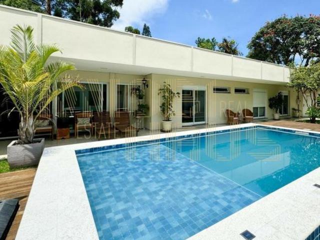 Casa à venda no Bolsão de Interlagos SP | 4 quartos/4 suítes