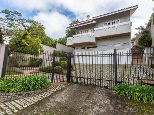 Casa à venda no Bom Retiro Curitiba