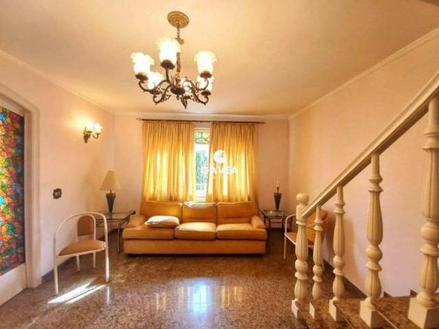 Casa à venda no Boqueirão em Santos
