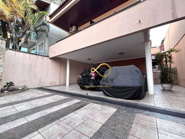 Casa a venda no Bosque Maia em Guarulhos ENERGIA SOLAR ALTO PADRÃO