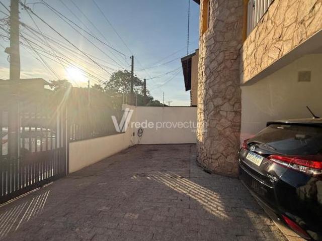 Casa à venda no Bosque de Barão Geraldo!