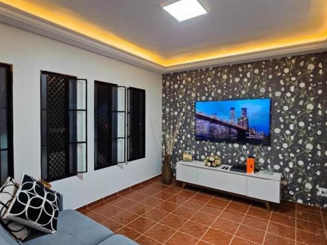 Casa à Venda no Bairro Manoel Mendes – Um Lar com História e Conforto