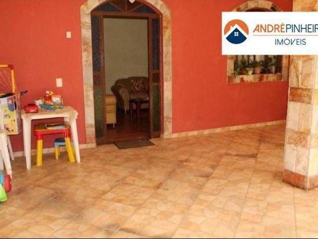 Casa à Venda no Bairro Mantiqueira Venda Nova Lote com 3 Casas de 2 Quartos