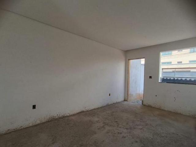 Casa à venda no bairro Masterville em Sarzedo/MG