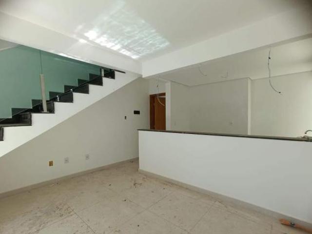 Casa à venda no bairro Masterville em Sarzedo/MG