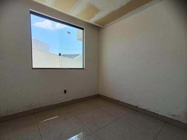 Casa à venda no bairro Masterville em Sarzedo/MG