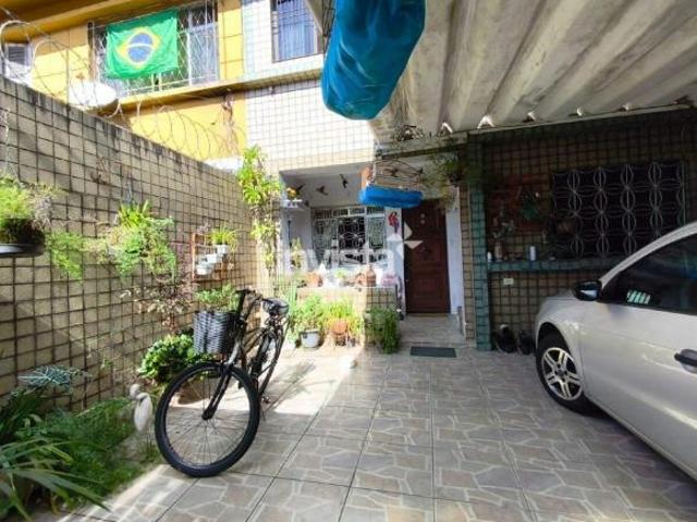 Casa à venda no bairro Marapé