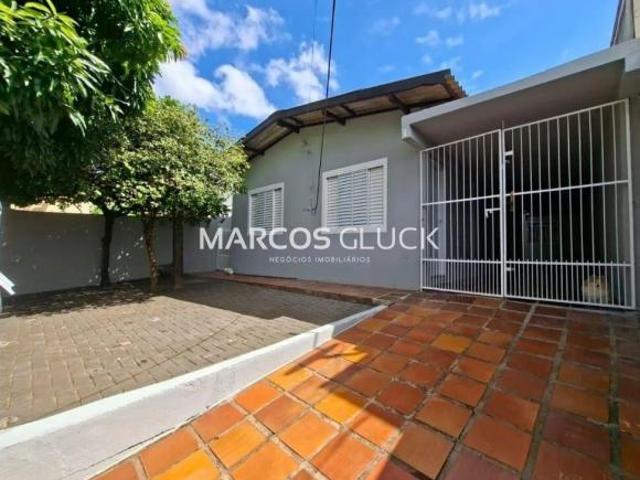 Casa à venda no bairro Messiânico Londrina/PR, Oeste