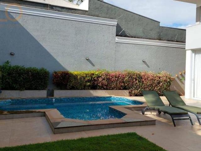 Casa à venda no bairro Morada da Colina em Uberlândia