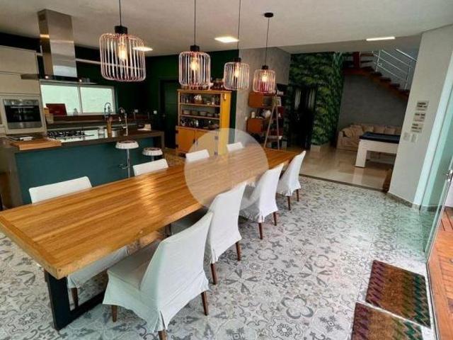 Casa à venda no bairro Morada dos Lagos em Barueri/SP