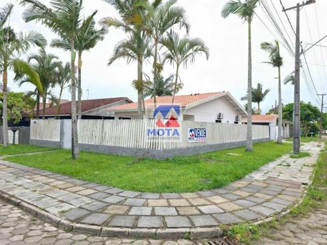 Casa a venda no bairro Nereiras, Guaratuba/PR