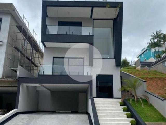 Casa à venda no bairro NEW VILLE em Santana de Parnaíba/SP