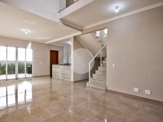 Casa à venda no bairro NEW VILLE em Santana de Parnaíba/SP