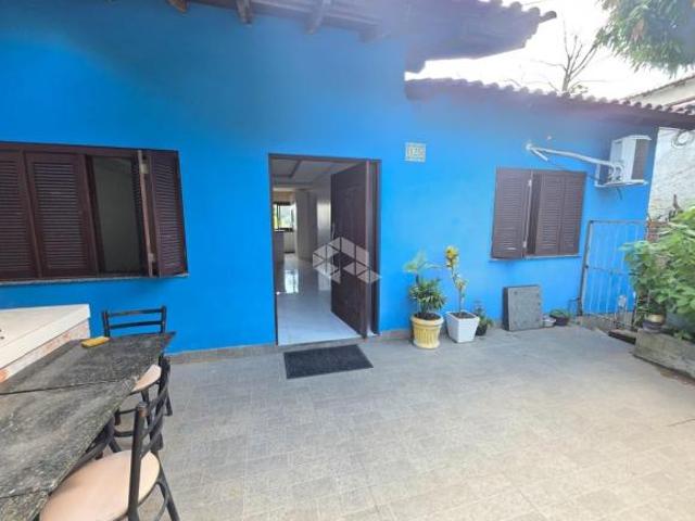 Casa a venda no bairro Nonoai