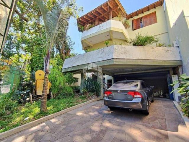 Casa à venda no bairro Nonoai