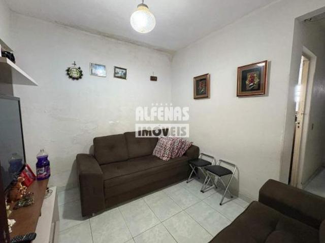 Casa a VENDA no bairro NOSSA SENHORA DO CARMO
