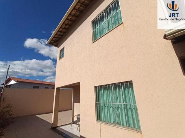 Casa a venda no bairro Nossa Senhora do Carmo, Contagem