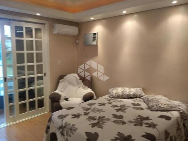 Casa a venda no bairro Nossa Senhora da Medianeira, Santa Maria