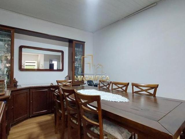 Casa à venda no bairro Novo Mundo – Curitiba