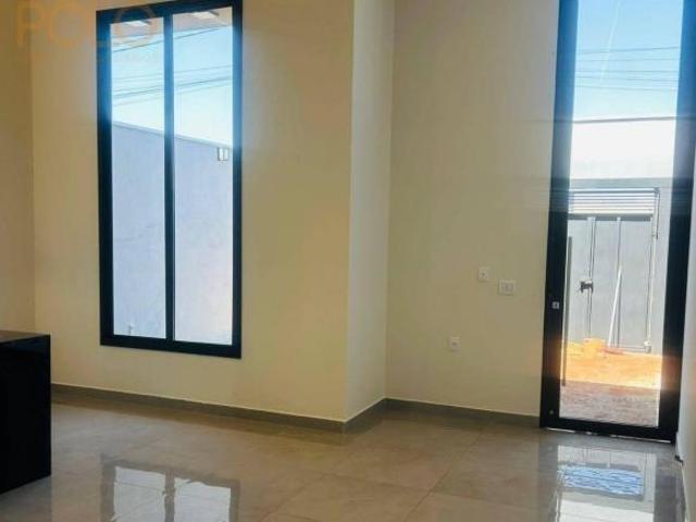 Casa à venda no bairro Novo Mundo em Uberlândia