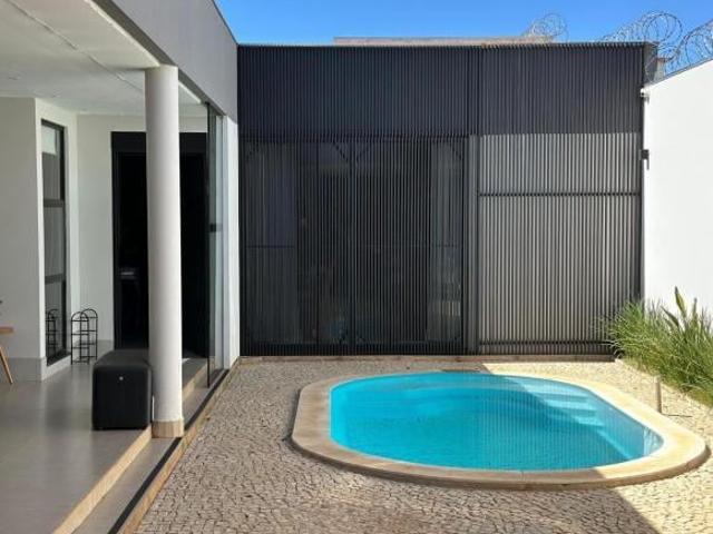 Casa à venda no bairro Novo Mundo Uberlândia/MG