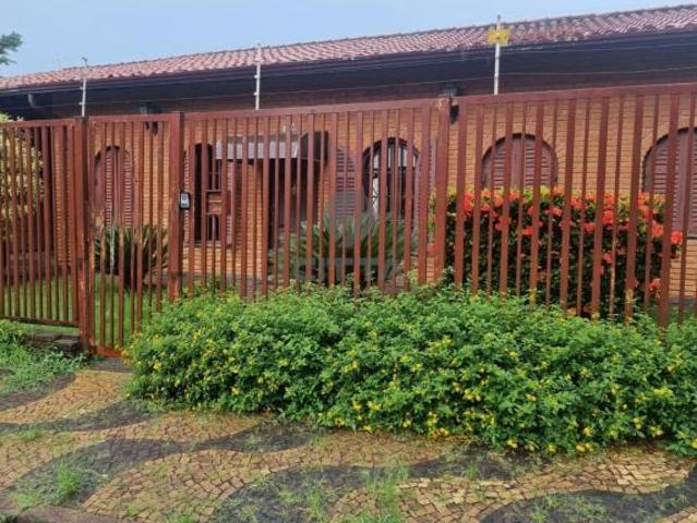 Casa a venda no bairro Nova Campinas em Campinas/SP