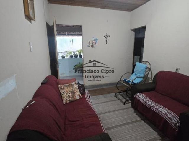 Casa à venda no bairro Nova Guará Guaratinguetá/SP