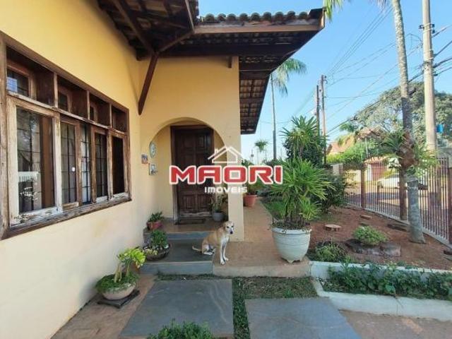 Casa à venda no Bairro Nova Suíça em Valinhos