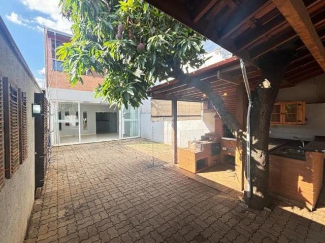 Casa à venda no bairro Nova Pompeia em Piracicaba