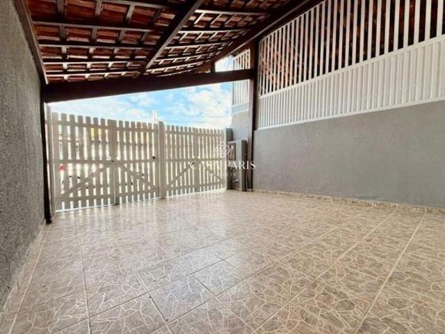 Casa à venda no Bairro Ocian, Praia Grande/SP | 1 dormitório, 2 vagas