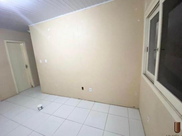 Casa à venda no bairro Olaria em Canoas com 45m² de área construída