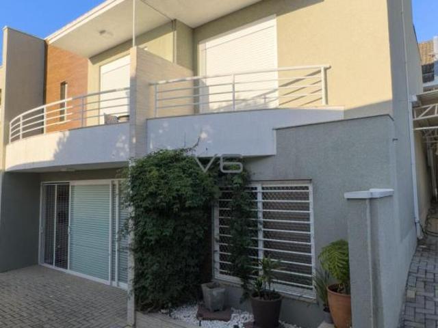 Casa à venda no bairro Orleans Curitiba/PR