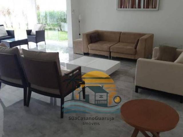 Casa à venda no bairro Acapulco em Guarujá/SP
