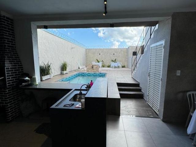Casa à venda no bairro Adelinha