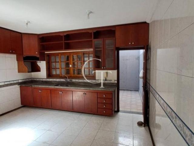 Casa à Venda no bairro Alberto Gomes