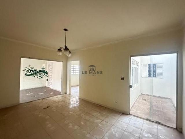Casa a venda no bairro Alto em Piracicaba/SP