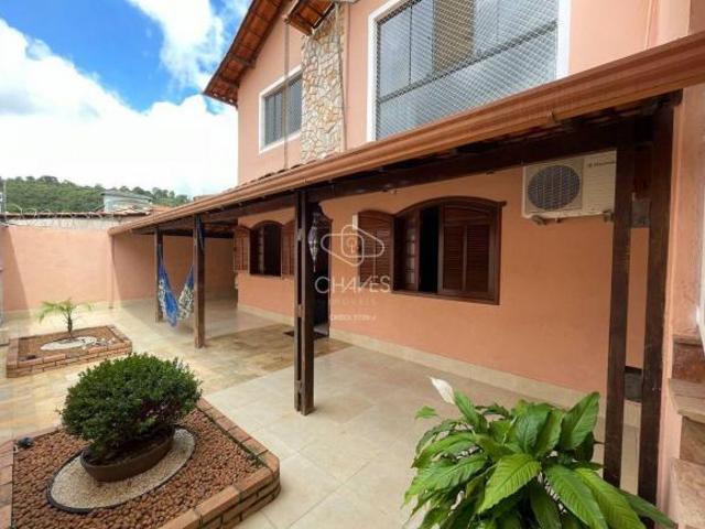Casa à venda no bairro Alvorada