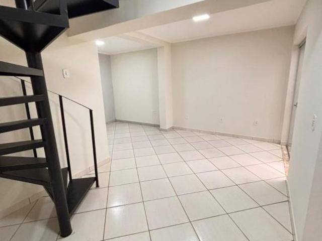 Casa à venda no bairro Ângela Rosa