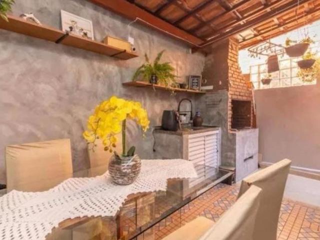 Casa à venda no Bairro Assunção |
