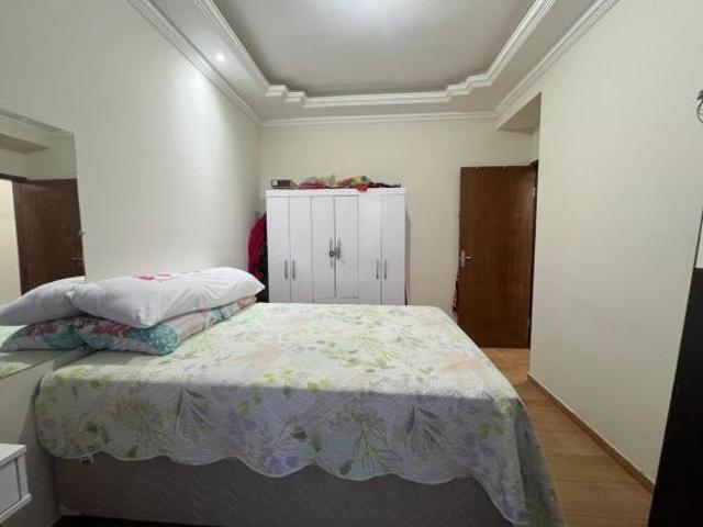 Casa à venda no bairro Bandeirantes
