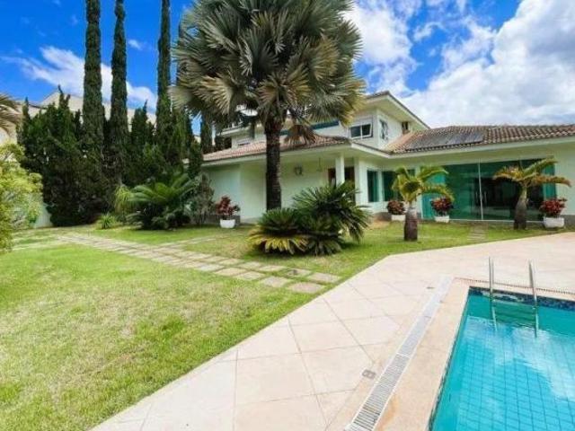 Casa à venda no bairro Belvedere