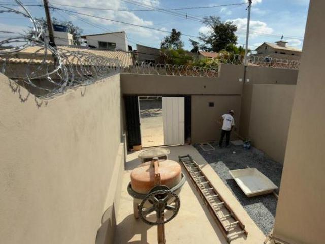 Casa à venda no Bairro Belvedere em Ribeirão das Neves