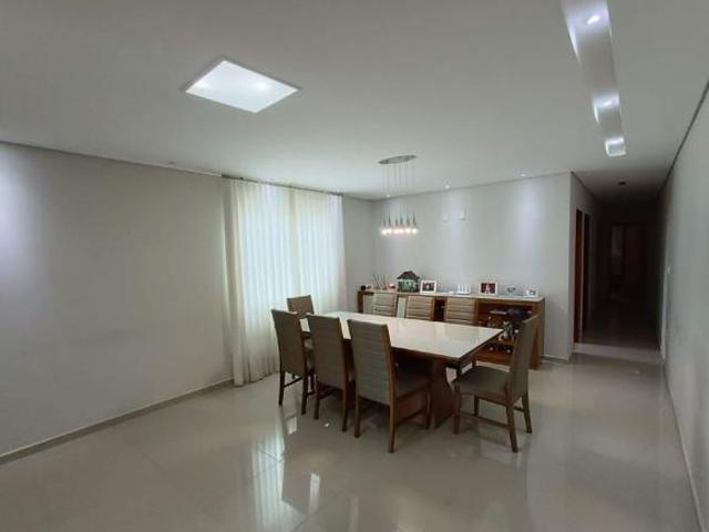 Casa à venda no bairro Bonsucesso em Belo Horizonte/MG