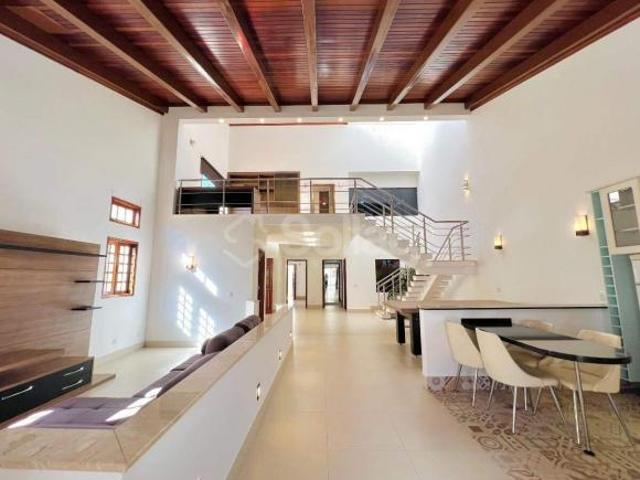 Casa à venda no bairro Bosque em Vinhedo interior de São Paulo