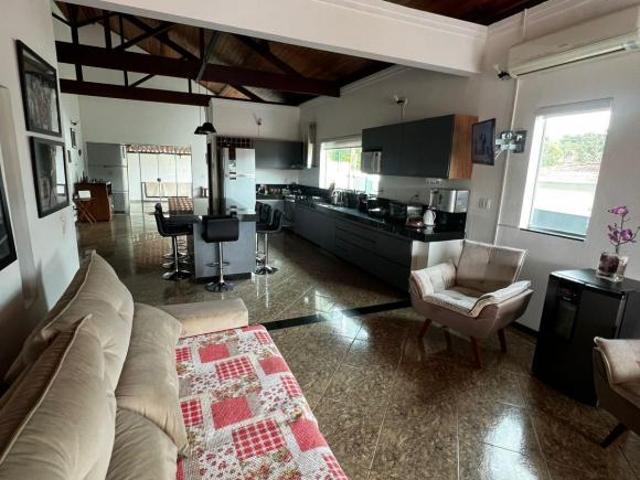 Casa a venda no bairro Braúnas