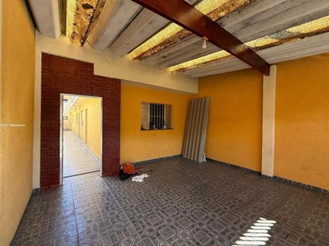 Casa à venda no bairro Braz Cubas em Mogi das Cruzes/SP
